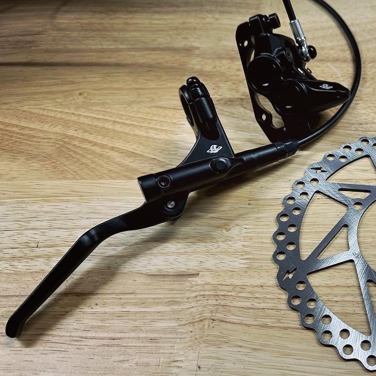 Razor | Electro & Company – Electro & Company Inc.