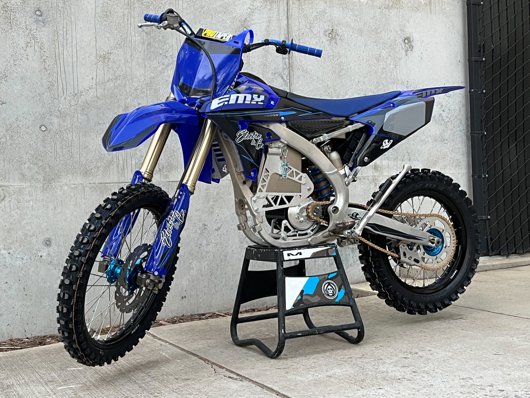 YZ-EMX Kit – Electro & Company Inc.