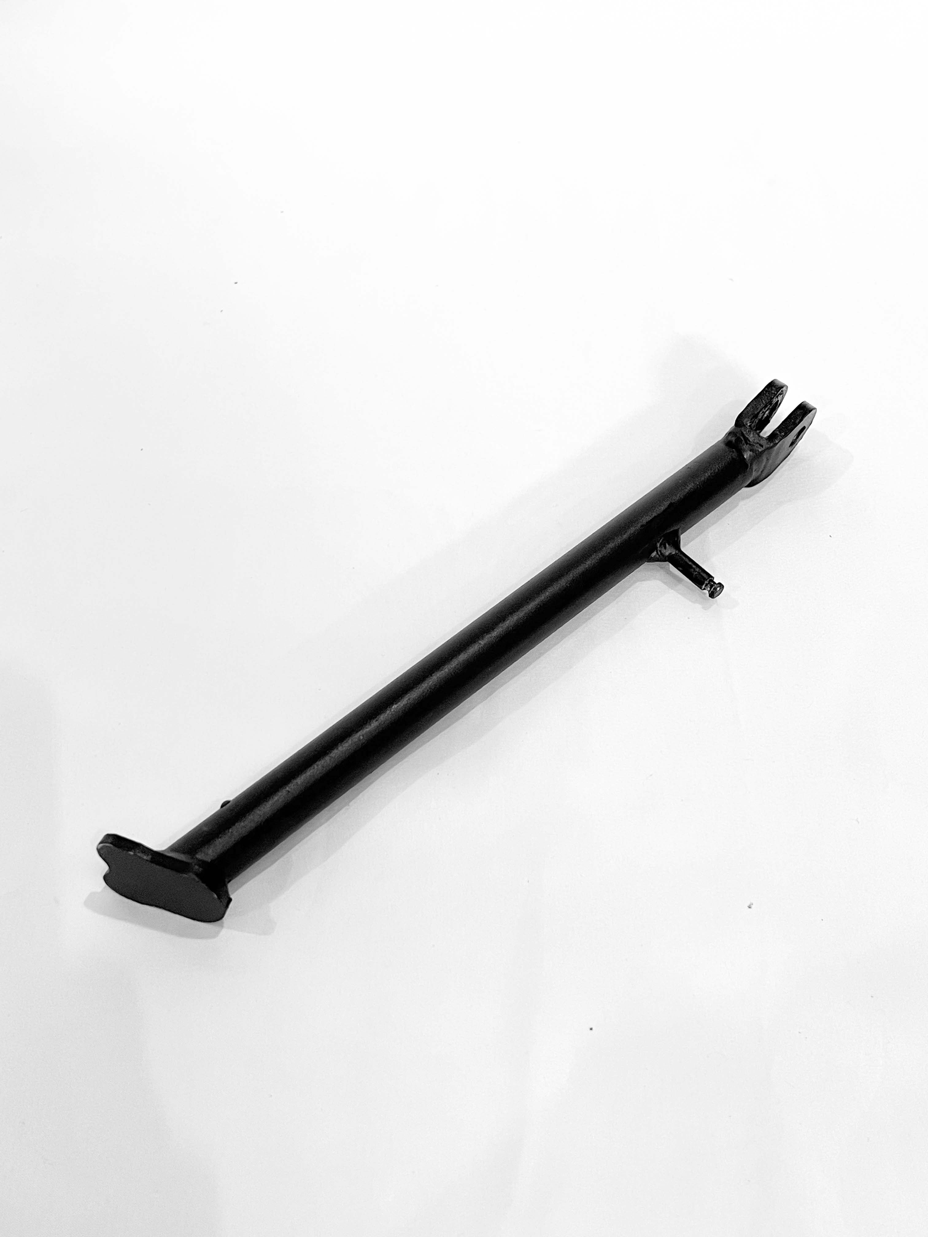 Kickstand - ETM RTR 2025 – Electro & Company Inc.