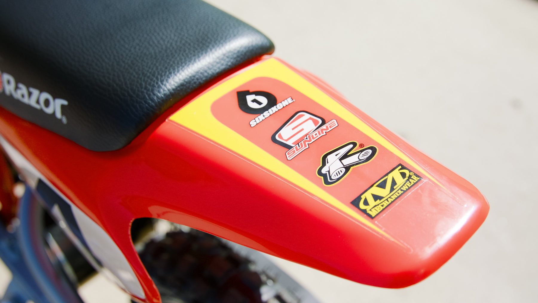 Razor MX500 Dirt Rocket – Electro & Company Inc.