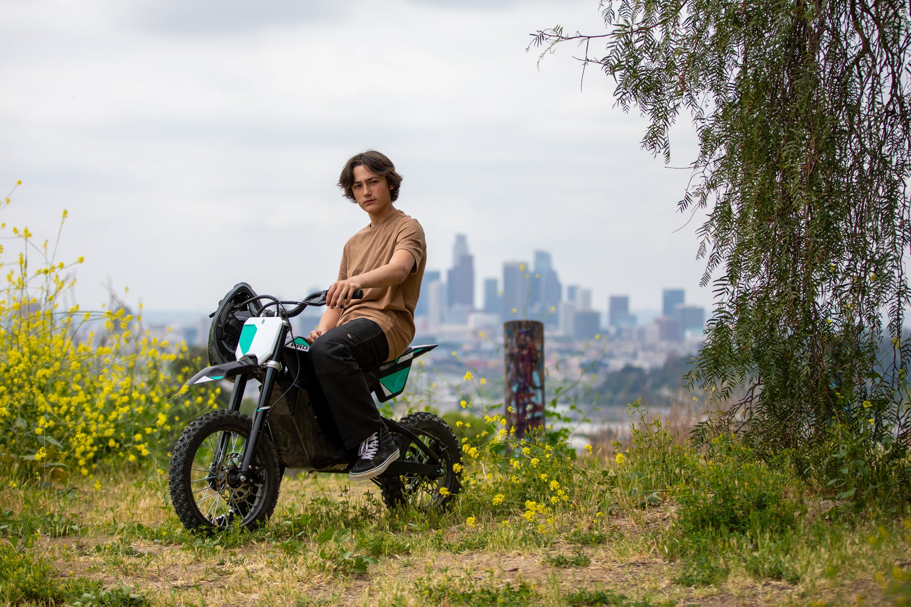 Razor Dirt Rocket Pro Spec – Electro & Company Inc.