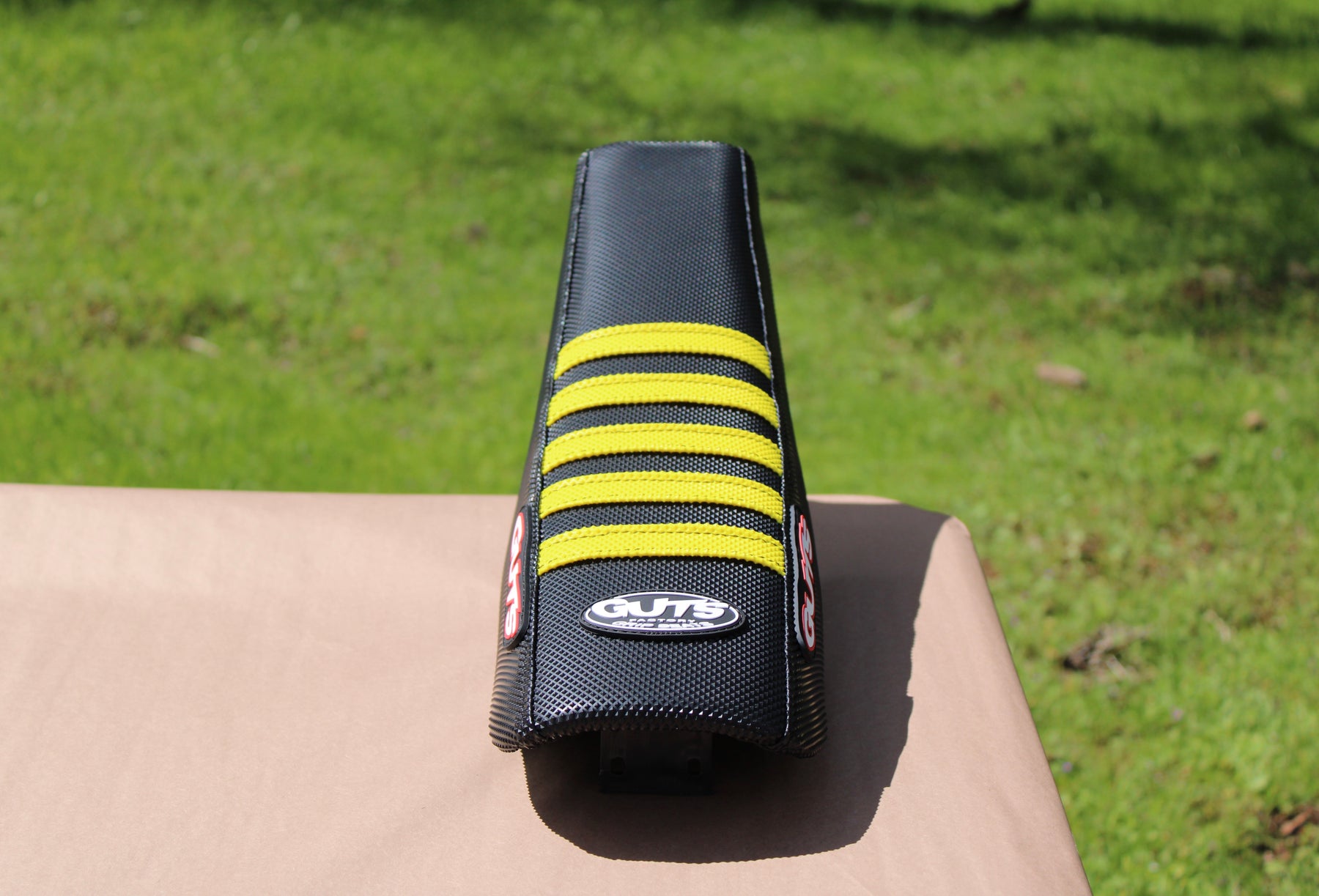 GUTS Seats for Razor MX/SX | Electro & Co – Electro & Company Inc.